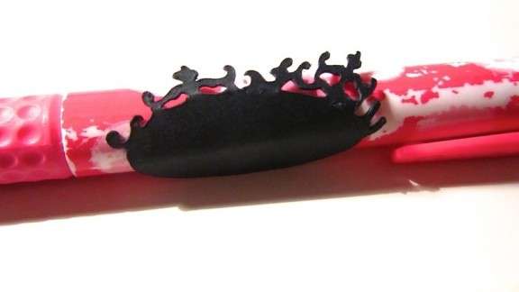 DIY Tutorial: Paper Cut Eyelashes · Rock n Roll Bride