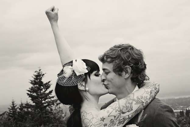 Low Key Portland Elopement: Tyler & Revonna · Rock n Roll Bride