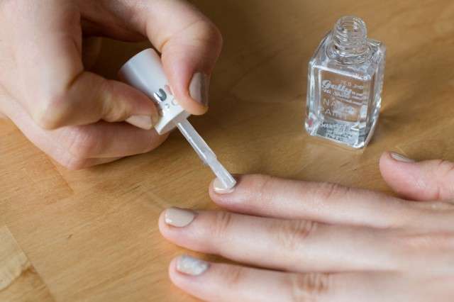 How To: Screen-Printing Inspired Wedding Nails · Rock n Roll Bride