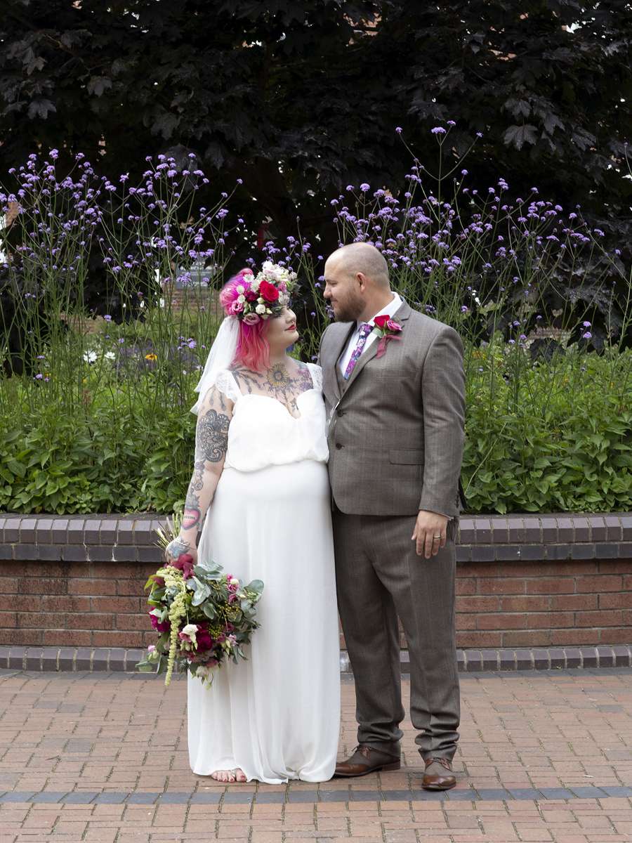 A £1000 Budget, Nine Month Pregnant Bride & Only the Things That Really ...