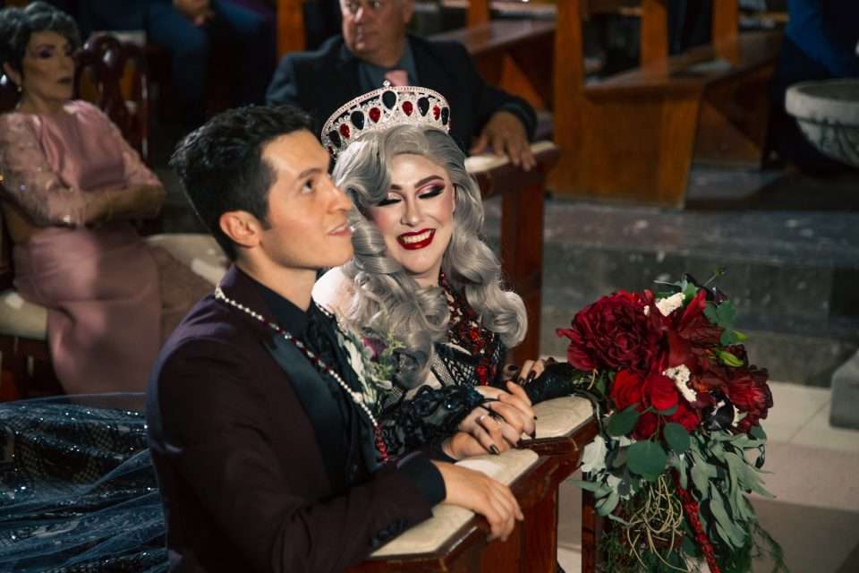 Gothic ‘Vampire Royalty’ Wedding in Mexico · Rock n Roll Bride