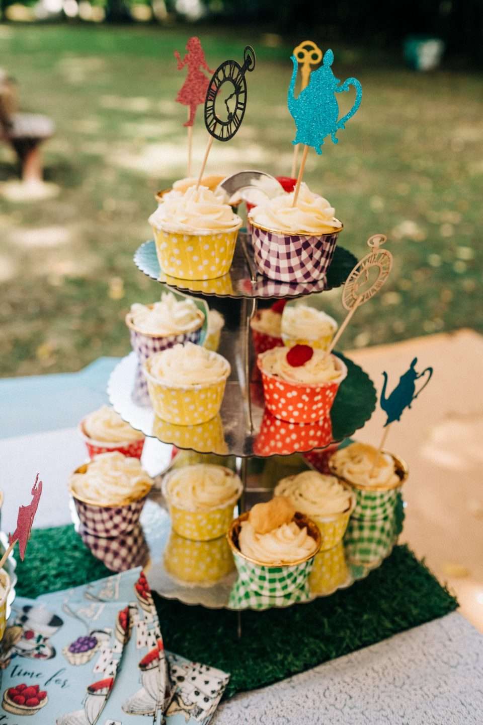 Alice in Wonderland Picnic Wedding in the Woods · Rock n Roll Bride