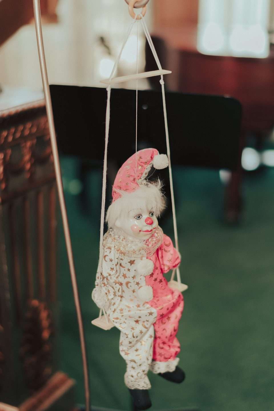 Kitsch, Clowns and Elvis at The Madonna Inn · Rock n Roll Bride