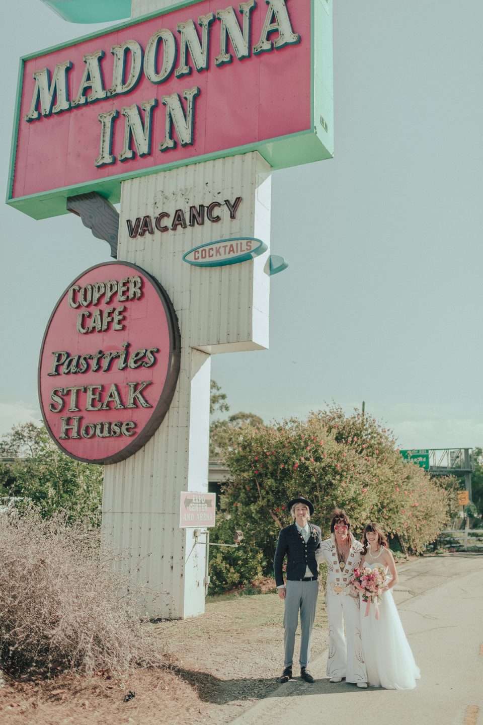 Kitsch, Clowns and Elvis at The Madonna Inn · Rock n Roll Bride