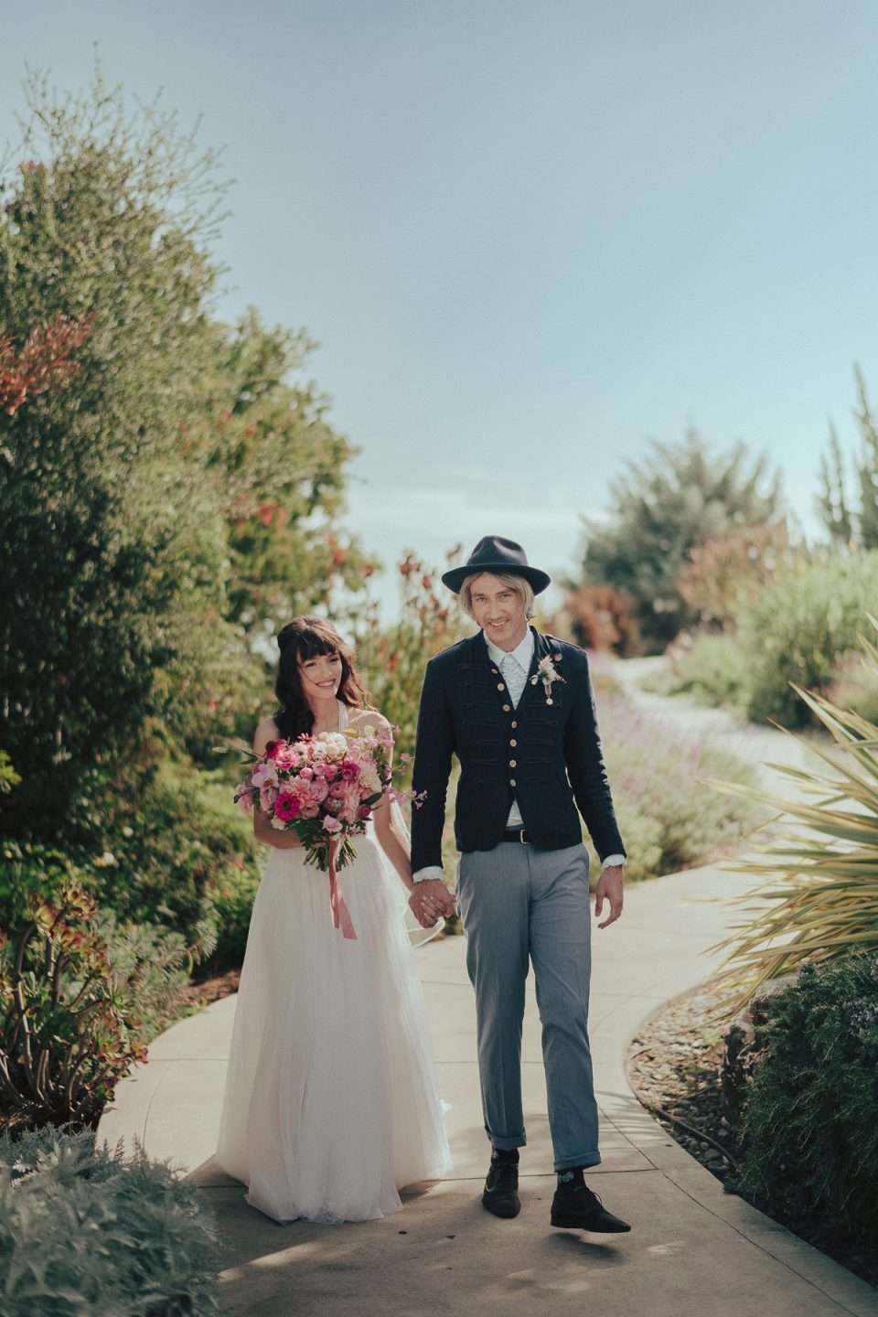 Kitsch, Clowns and Elvis at The Madonna Inn · Rock n Roll Bride