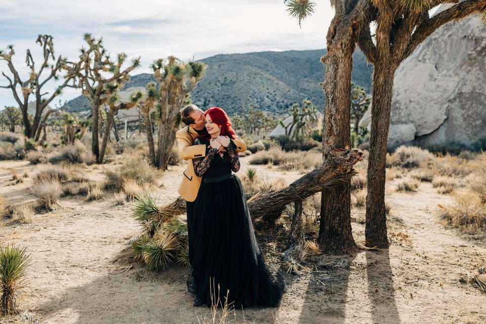 Dark Victorian Desert Goth Wedding · Rock n Roll Bride