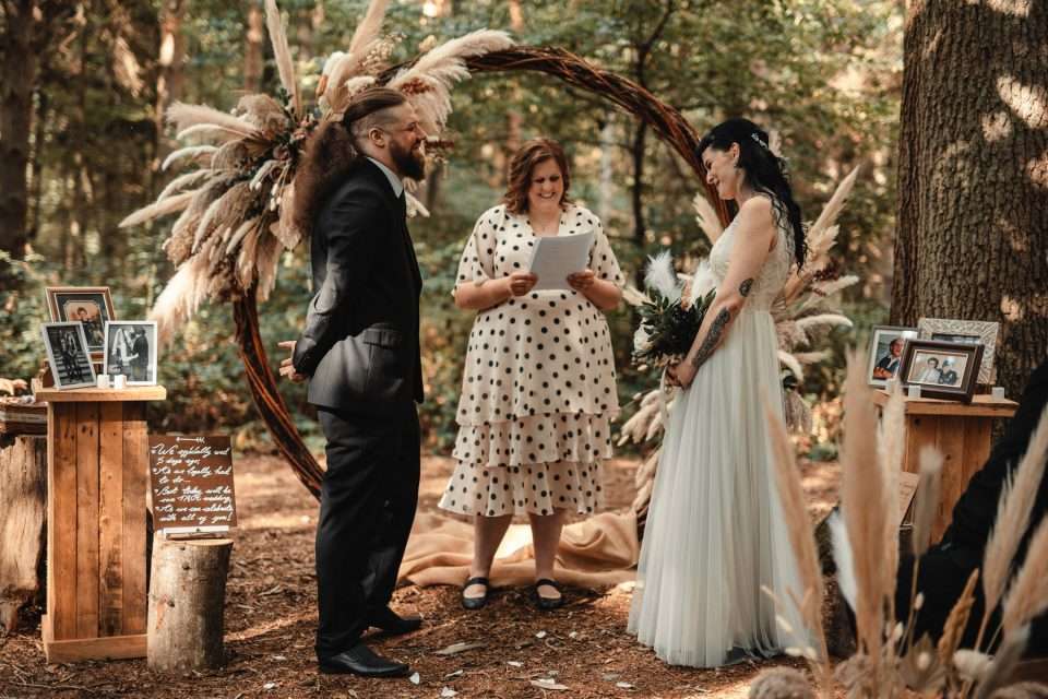 Rustic & Relaxed Barn Wedding with Gender Reversal Bridesmaid ...