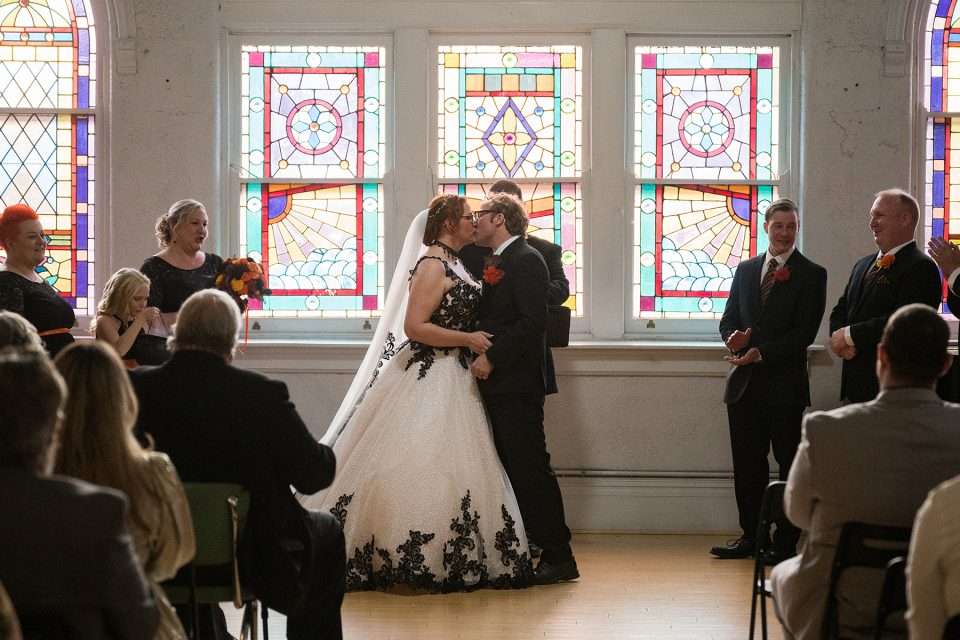 Spooky Fall Wedding · Rock n Roll Bride