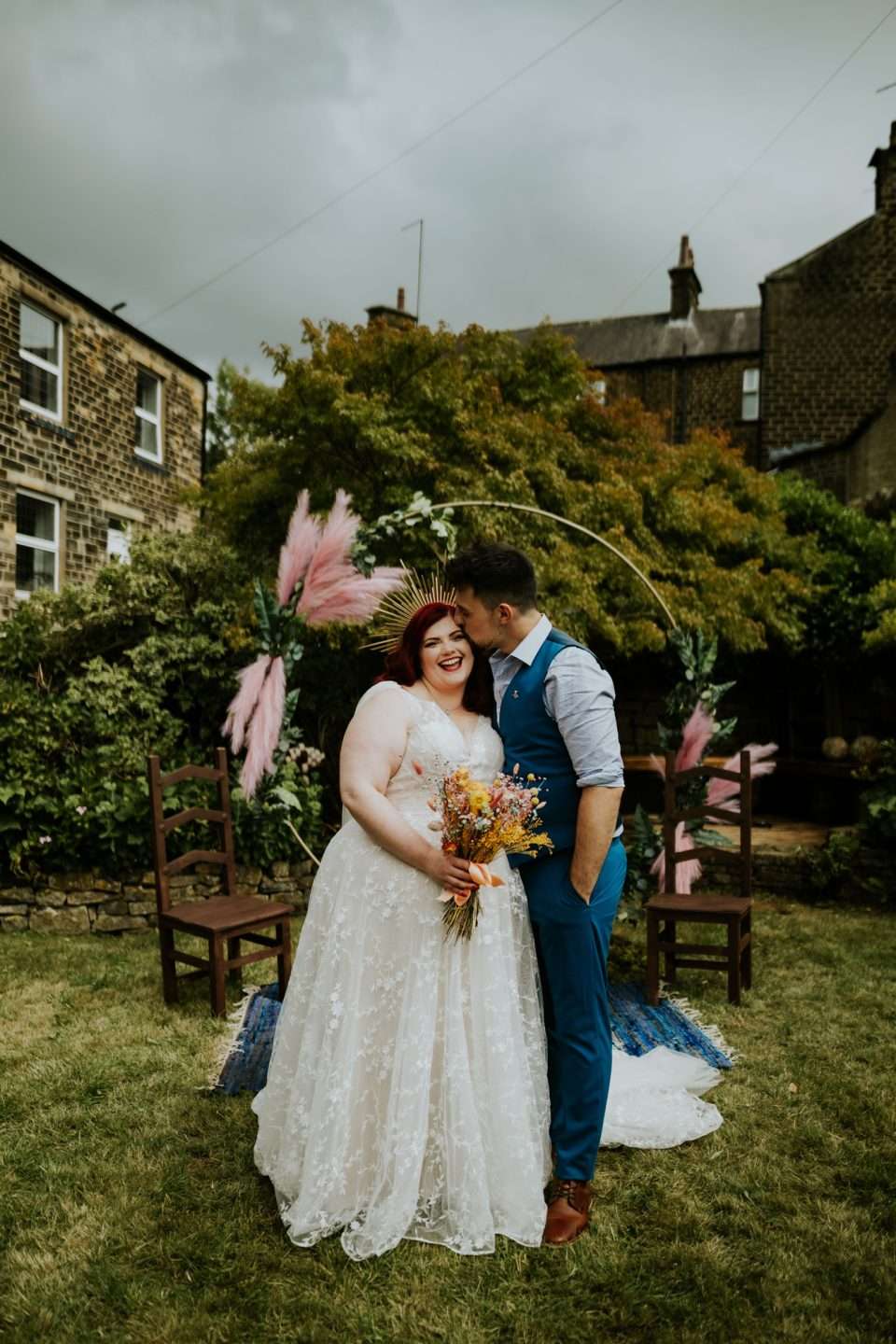 Colourful Wedding in the Bride’s Childhood Garden · Rock n Roll Bride