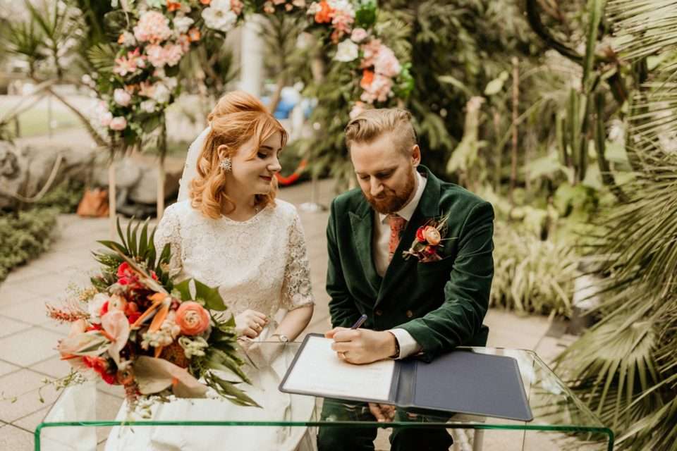 Sixties Inspired Tropical Tiki Wedding · Rock n Roll Bride