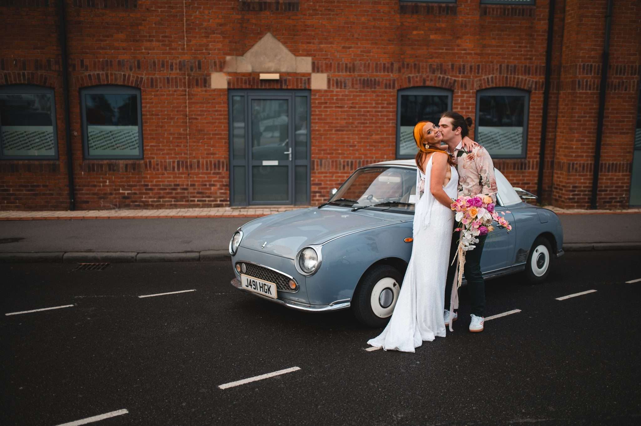 Minimal and Laid Back Wedding in Hull · Rock n Roll Bride