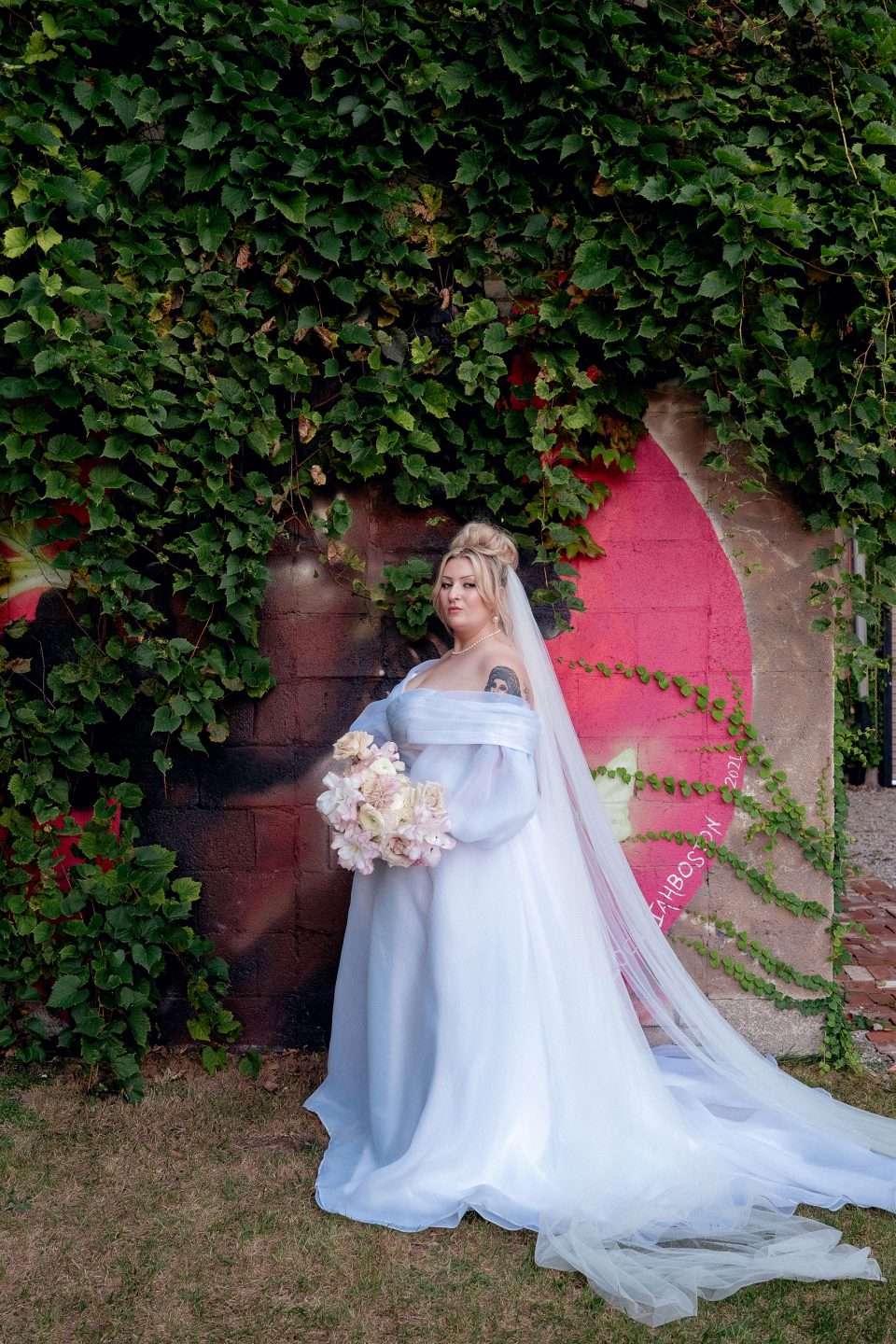 Baz Lurhmann Inspired Wedding · Rock n Roll Bride