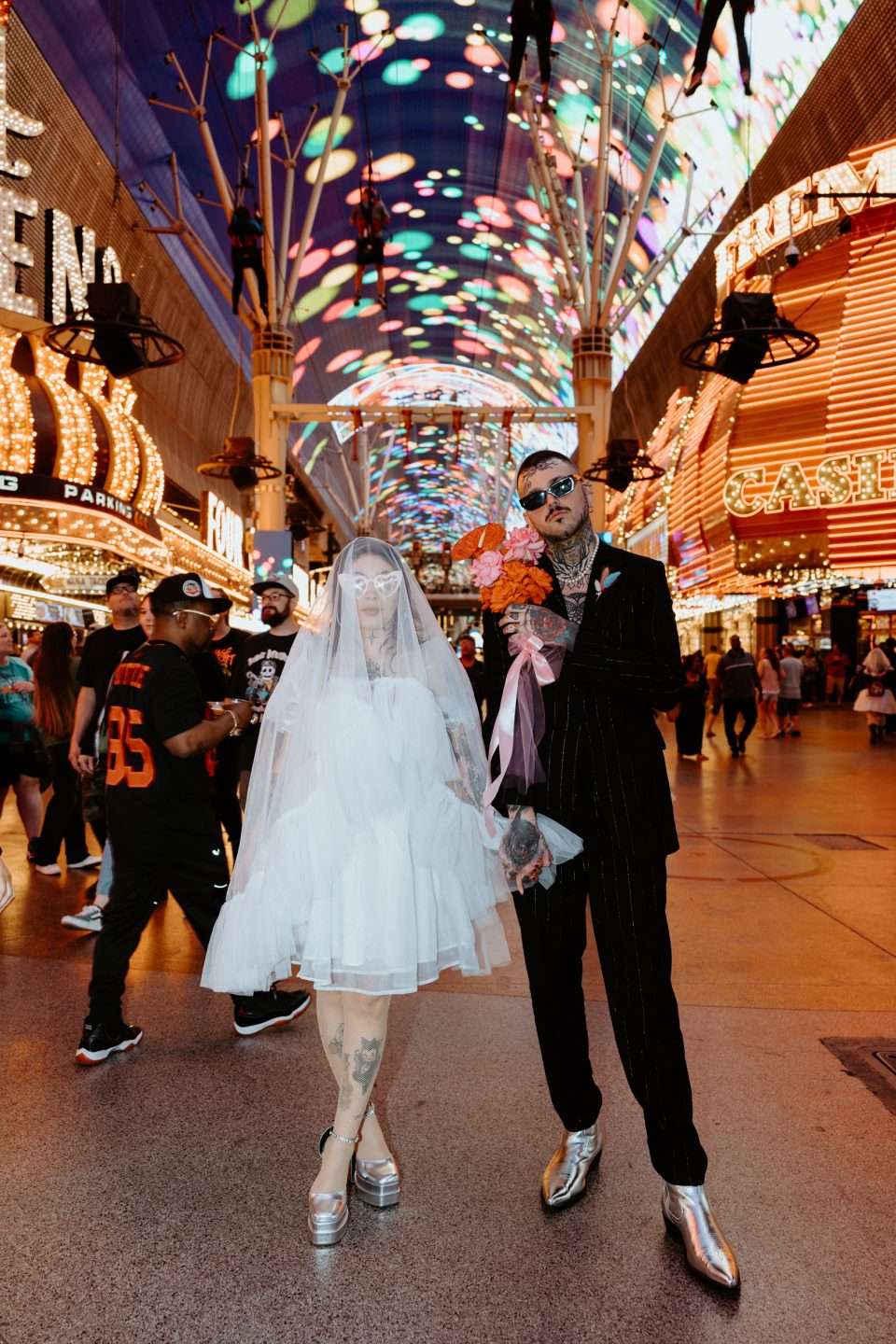 Alternative Meets 1960s Inspired Vegas Elopement · Rock n Roll Bride