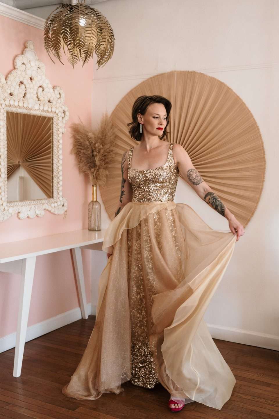 Moody Glam Minnesota Wedding with Cheese Toastie Tattoos · Rock n Roll ...