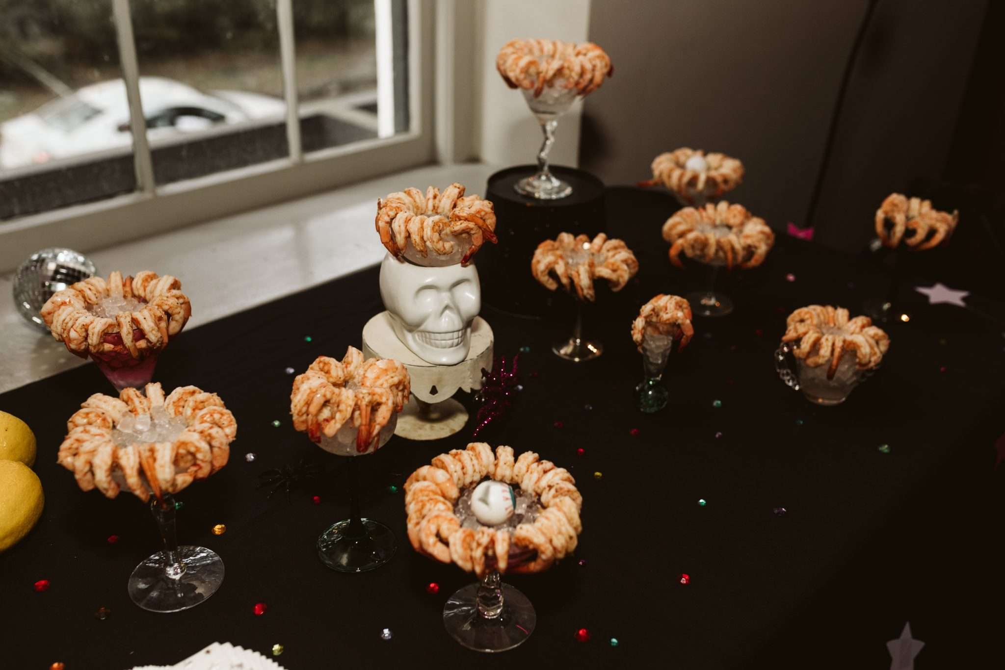 Kitsch, Tacky & Glittery Vintage Prom Wedding · Rock n Roll Bride