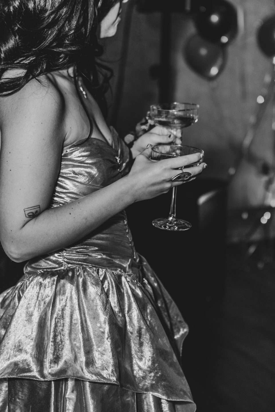 Kitsch, Tacky & Glittery Vintage Prom Wedding · Rock n Roll Bride
